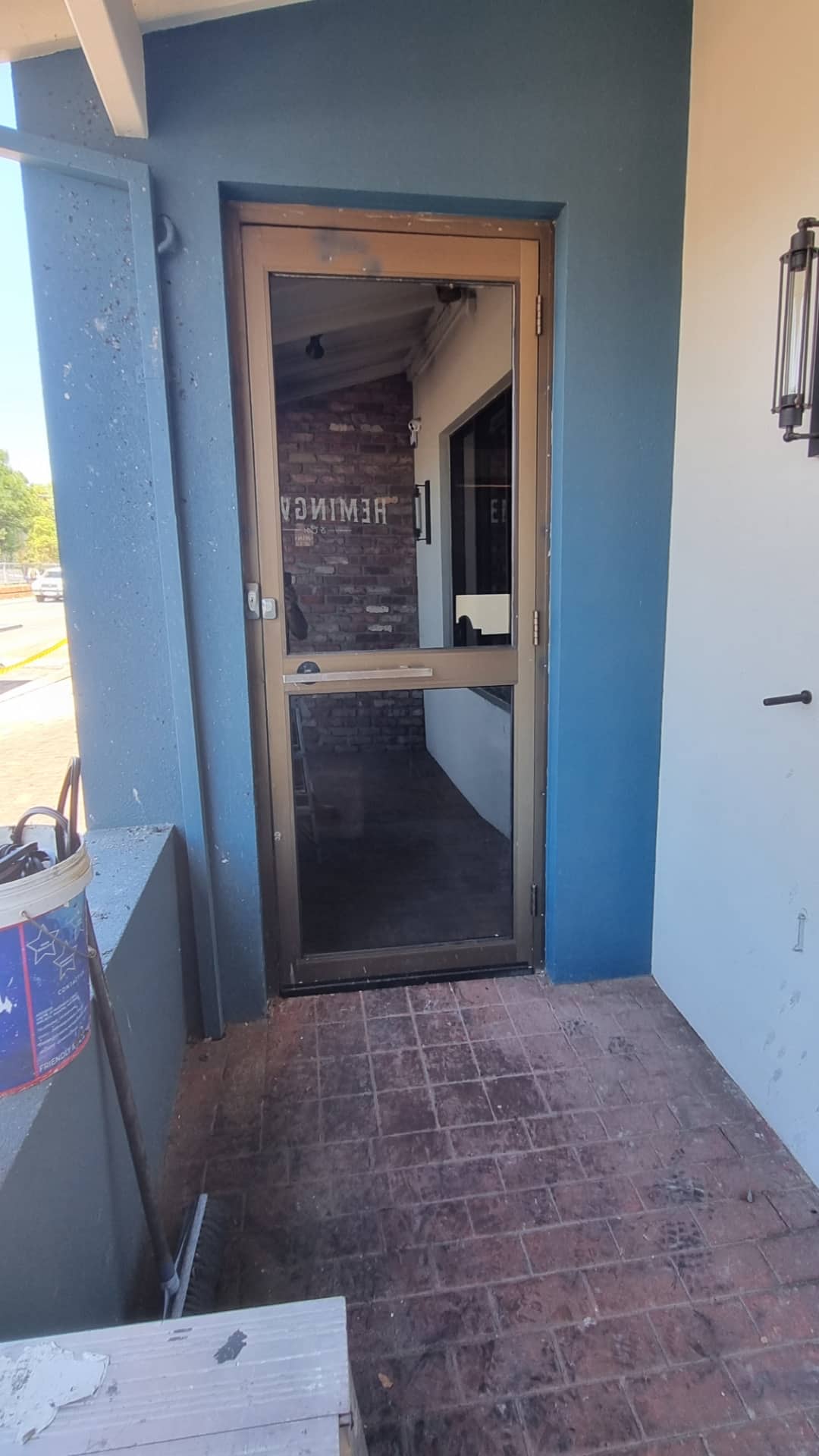 About Us - Glass Solutions with Prompt Service | Prompt Glass